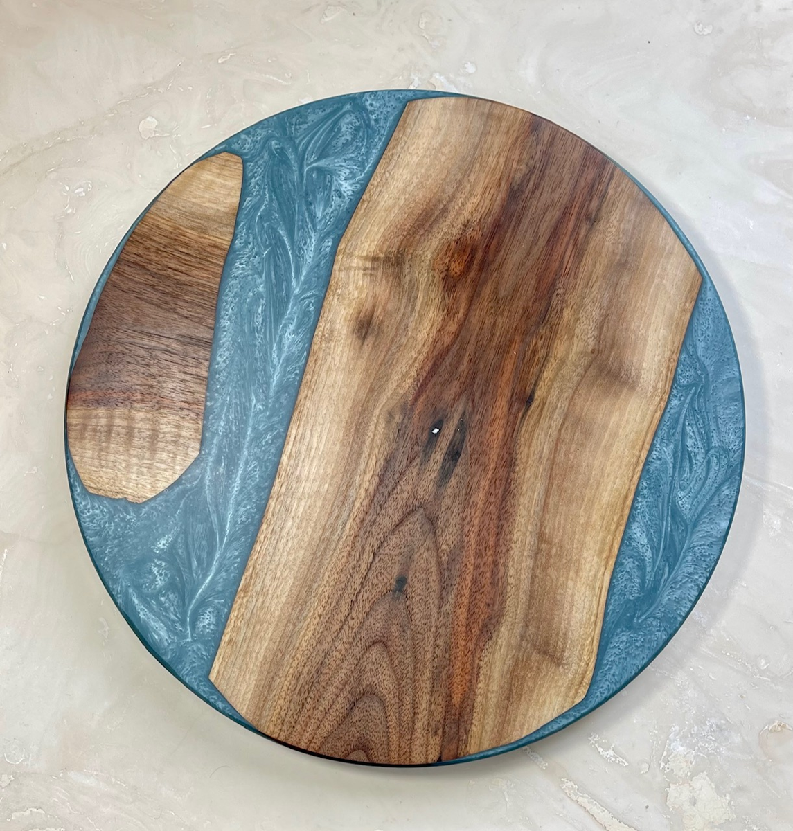 Blue Steel Round Serving Board – Maple Works Designs